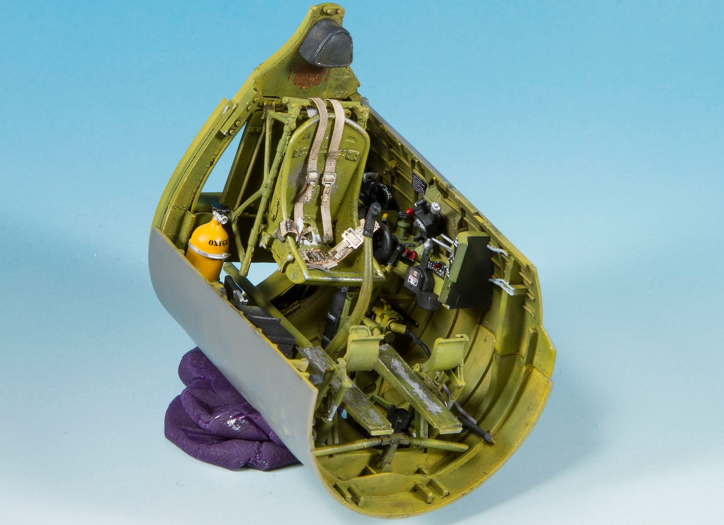 1/32 Model kit inside another Model kit (resin cockpit F4U-1) - Ready ...